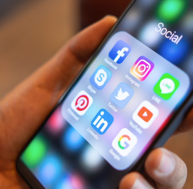Building Authority with Social Media - Strativise
